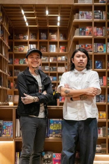 Rex Cinema reborn as cool maze-like bookstore - Citizens Journal