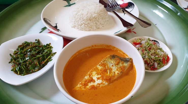 Exploring the Melaka Peranakan Chetti Food - Citizens Journal