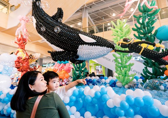 IPC Shopping Centre presents the largest balloon installation ...
