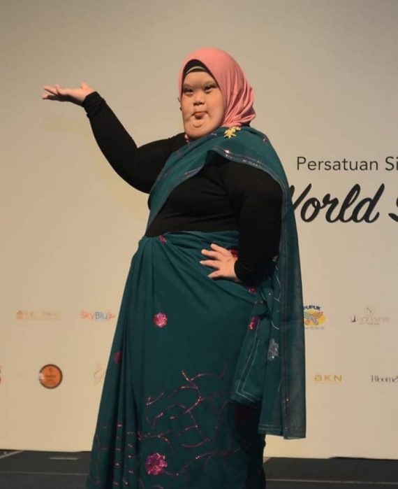 Charity event raises awareness to the significance of the saree ...