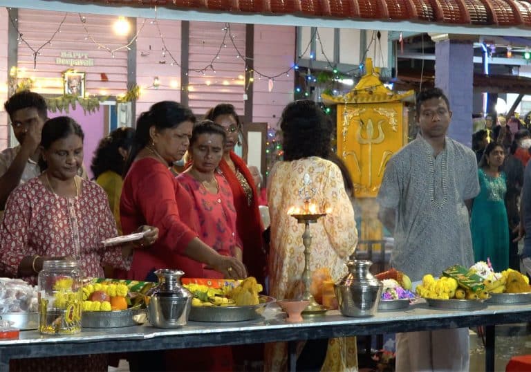 The colourful and vibrant Dato Chachar festival of the Melaka Chitty ...