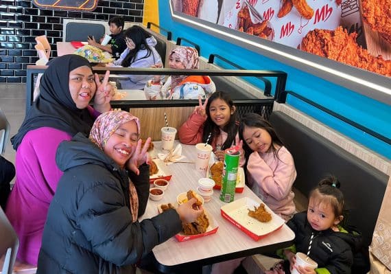 Marrybrown debuts in Australia with unique flavours - Citizens Journal