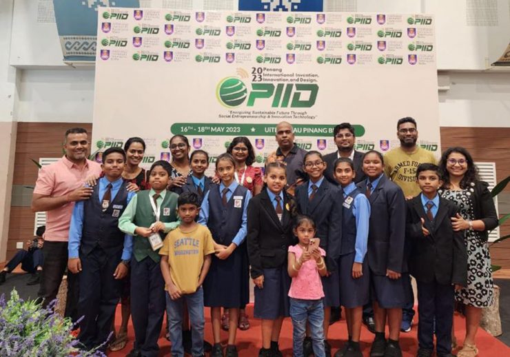 SJK (T) Ladang Bukit Jalil students create smart scarecrow - Citizens ...