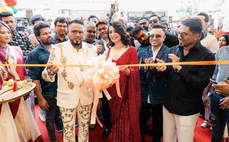 Samantha Ruth graces grand opening of MS Gold in Seremban - Citizens ...