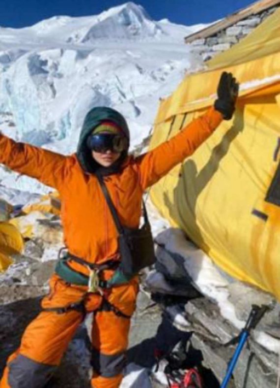 Datin Harveen Kaur conquers Mera Peak despite frostbite - Citizens Journal