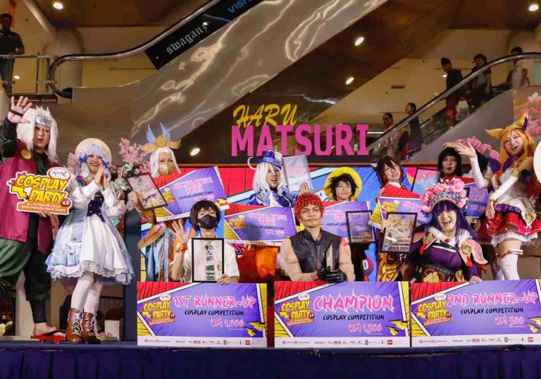 Ipoh Parade’s Cosplay Party 4.0 draws over 300 cosplayers - Citizens ...