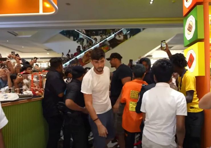 IShowSpeed mobbed by fans in Malaysia during SEA tour - Citizens Journal