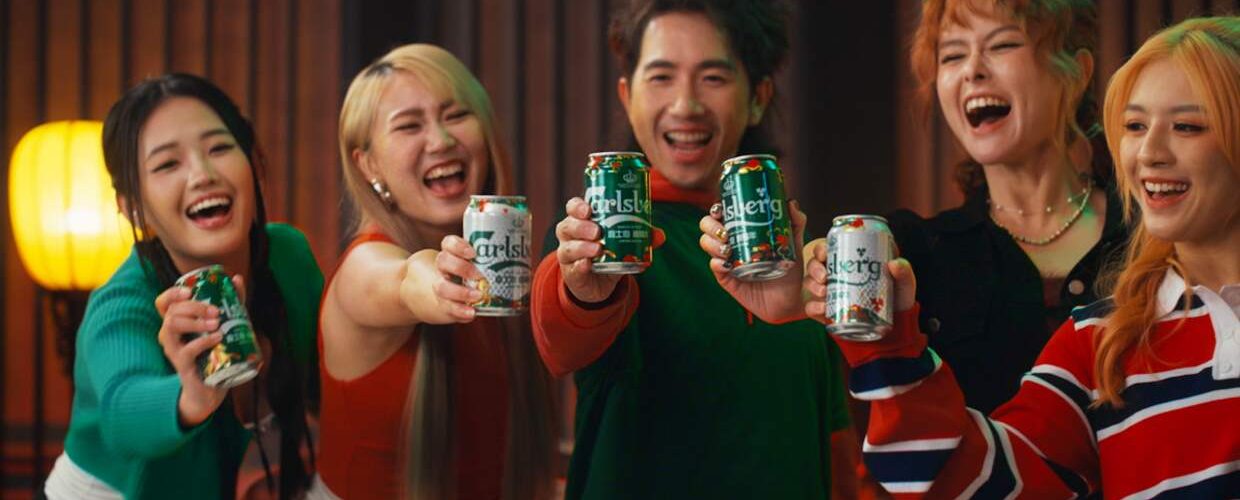 Carlsberg gallops into Year Of Horse celebrations - Citizens Journal